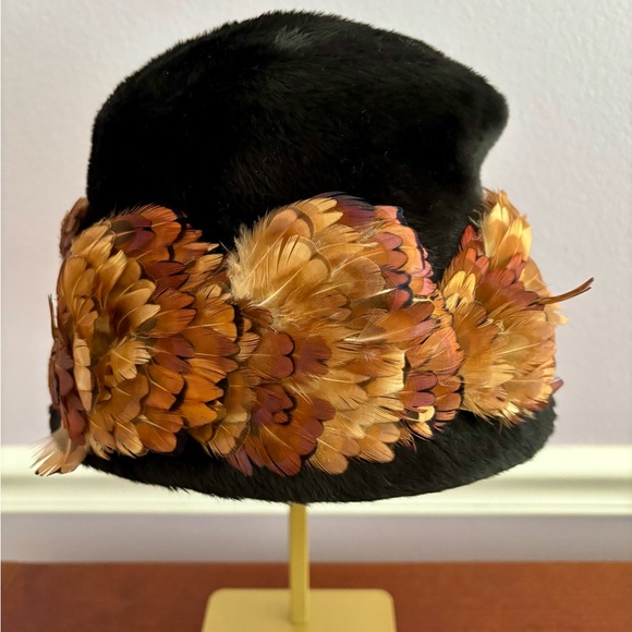 Duchess | Accessories | Vintage Duchess Black Feather Hat By Coralie ...